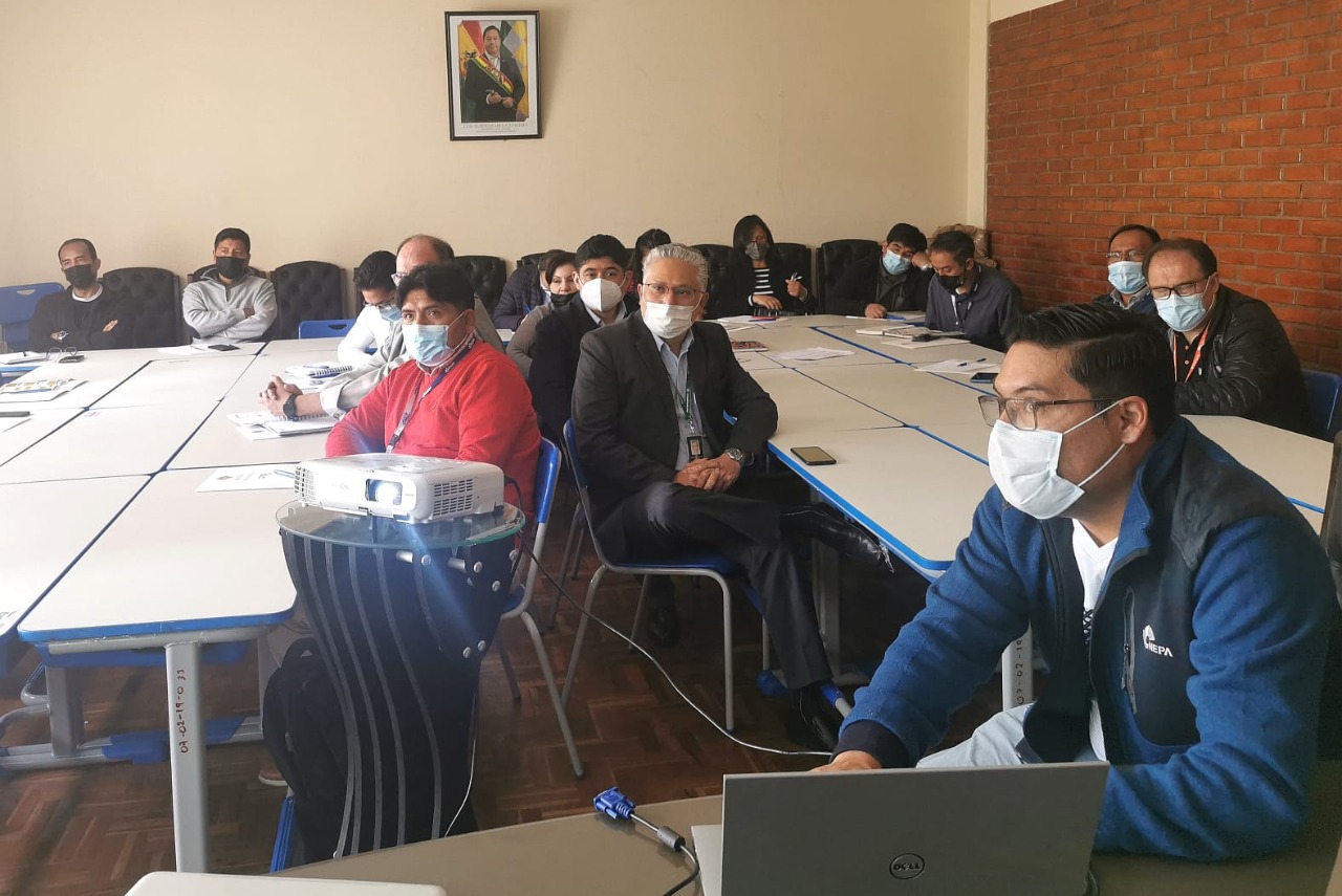 LA PAZ || TALLER DE SOCIALIZACION A ENTIDADES DE LA “PLATAFORMA DE COMERCIO ELECTRONICO DEL ...